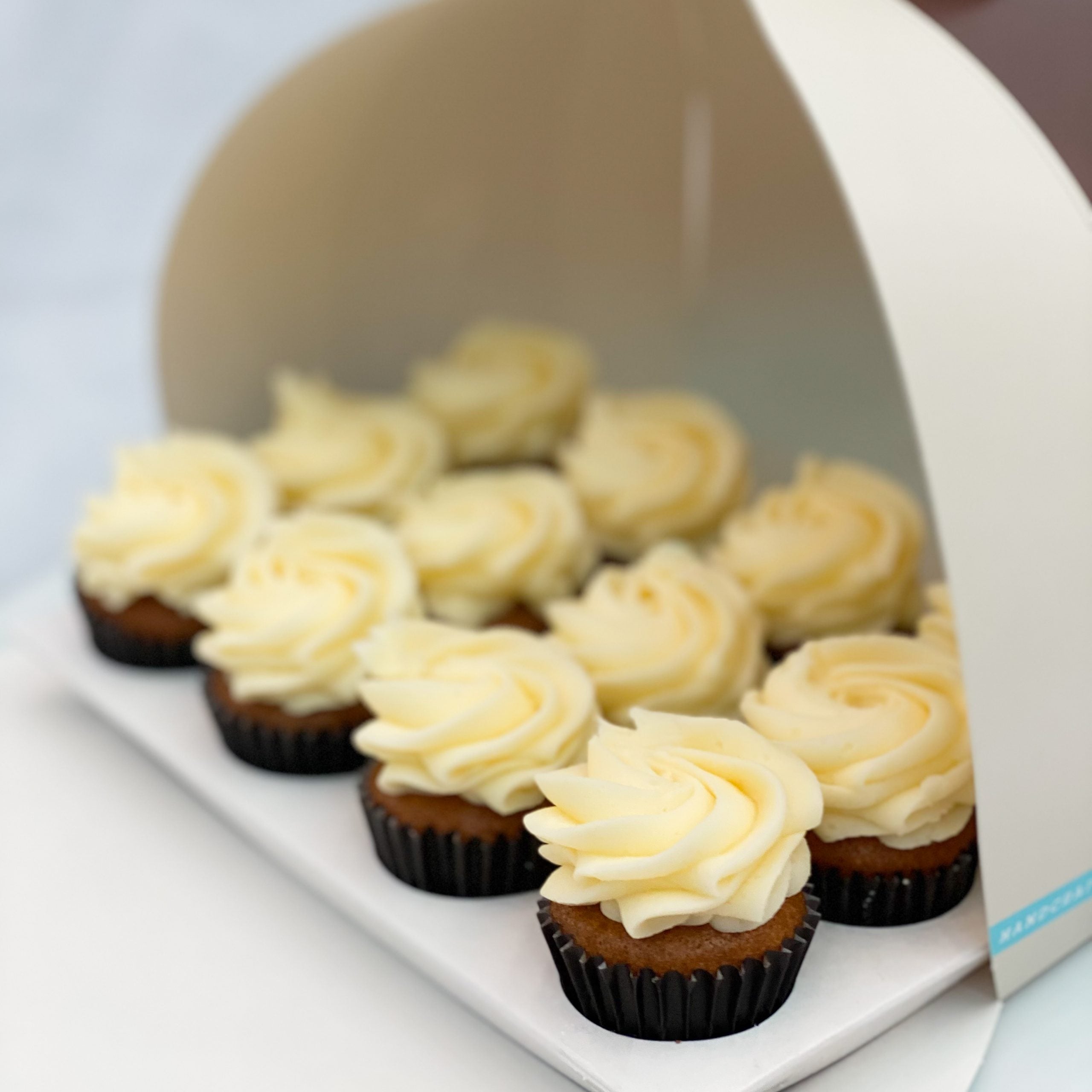 Mini Red Velvet Buttermilk Cupcakes 12 Pack – Petal Cupcakes